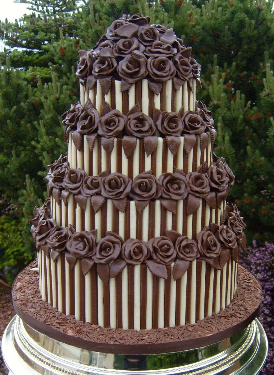 Chocolate Wedding Cakes - A Truly Scrumptious Cake